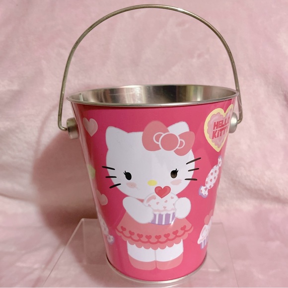 Hello Kitty | Accents | Hello Kitty Small Tin Metal Bucket | Poshmark